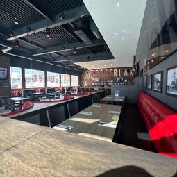 Blaxton Chicoutimi - Menu, Reviews & More December 2025