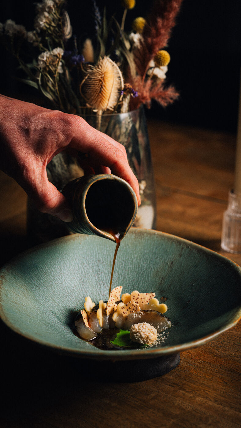 Kebec Club Privé, Lower Town (Quartier St-Roch), Quebec - Contemporary ...