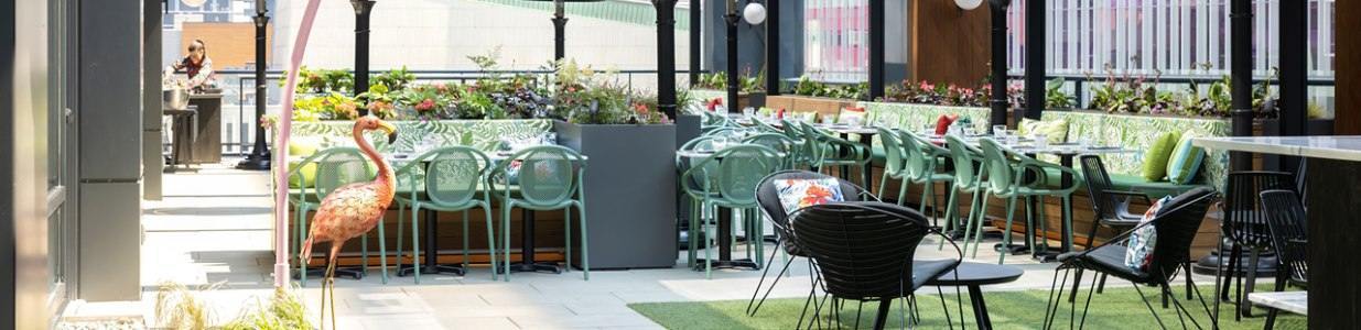 Muze Lounge & Terrasse - Restaurant Montréal - Menus, Heures & Avis ...