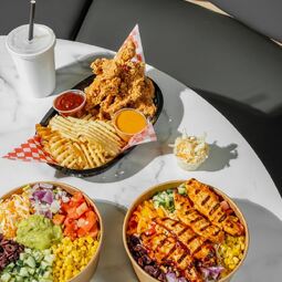 Poulet Royal Quebec: Menus, Reviews & Everything You Need to Know