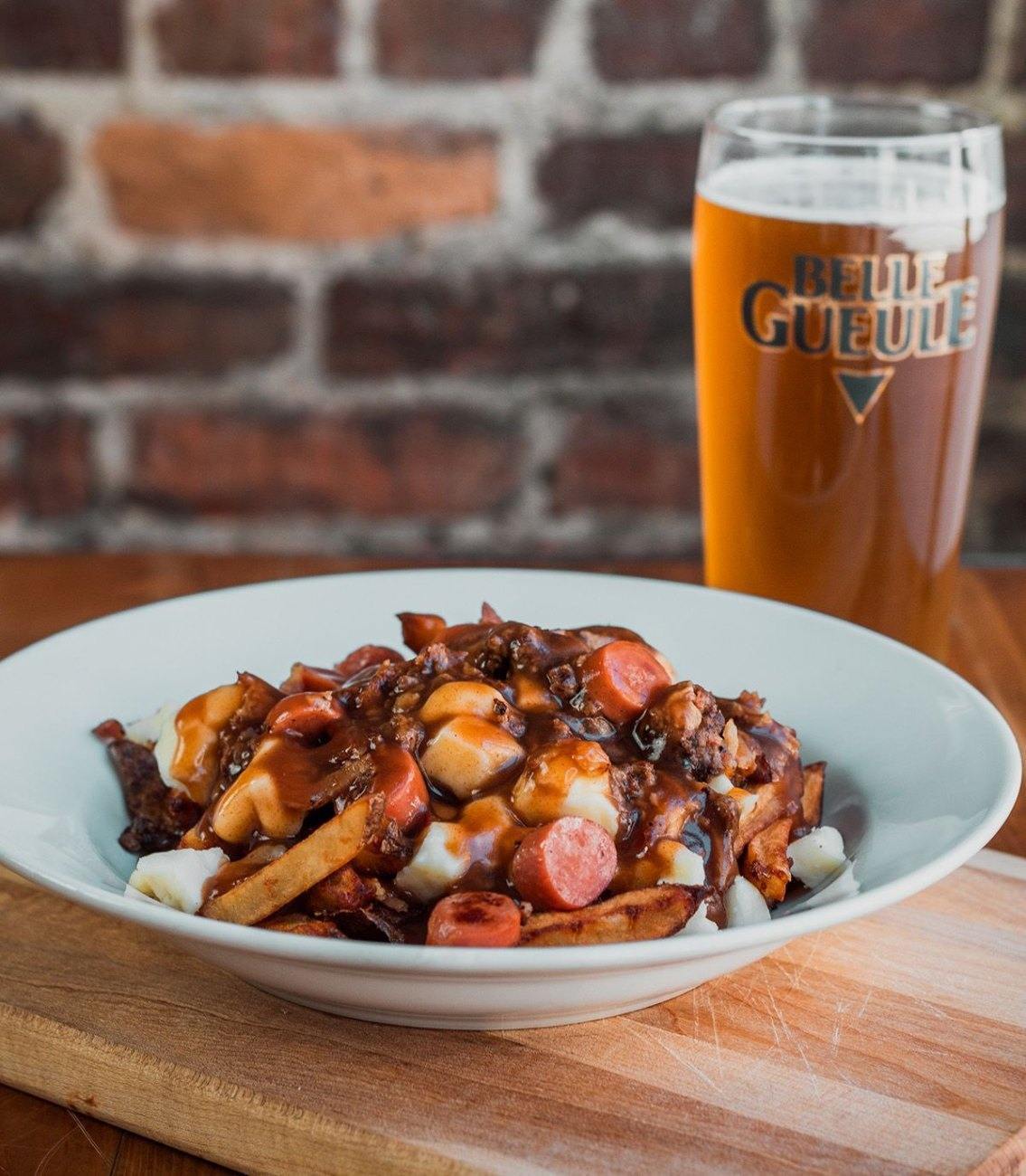 Restaurants Poutines, Ailes de poulet Livraison Québec | Guide juillet ...